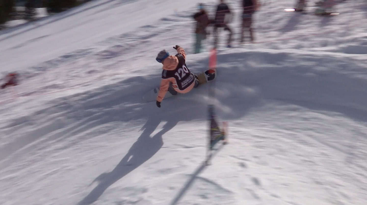 Avoriaz - The Stash Banked Slalom 2025 - Banging Bees